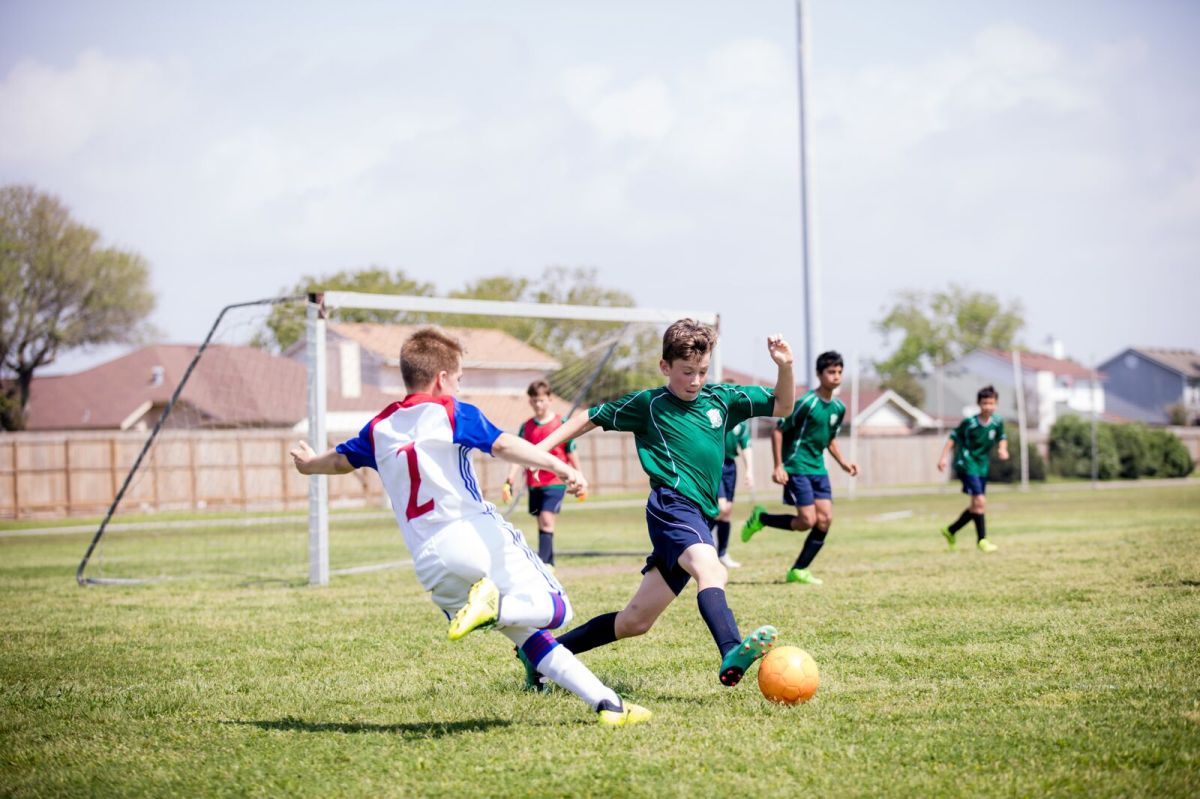 Soccer, Made EASY, for the Typical American – Be Awesome 365